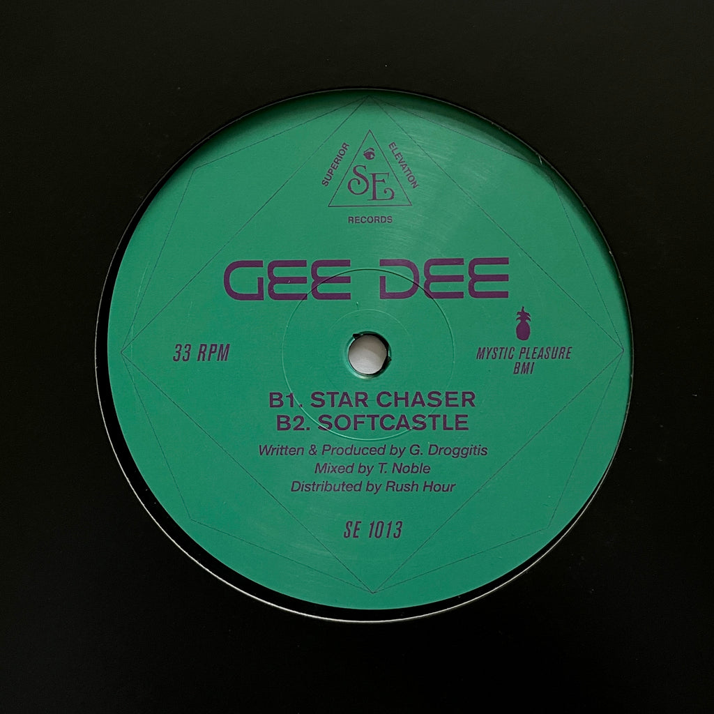 GEE DEE "Ocean Walk" SUPERIOR ELEVATION SYNTH FUNK DEEP HOUSE AMBIENT ...